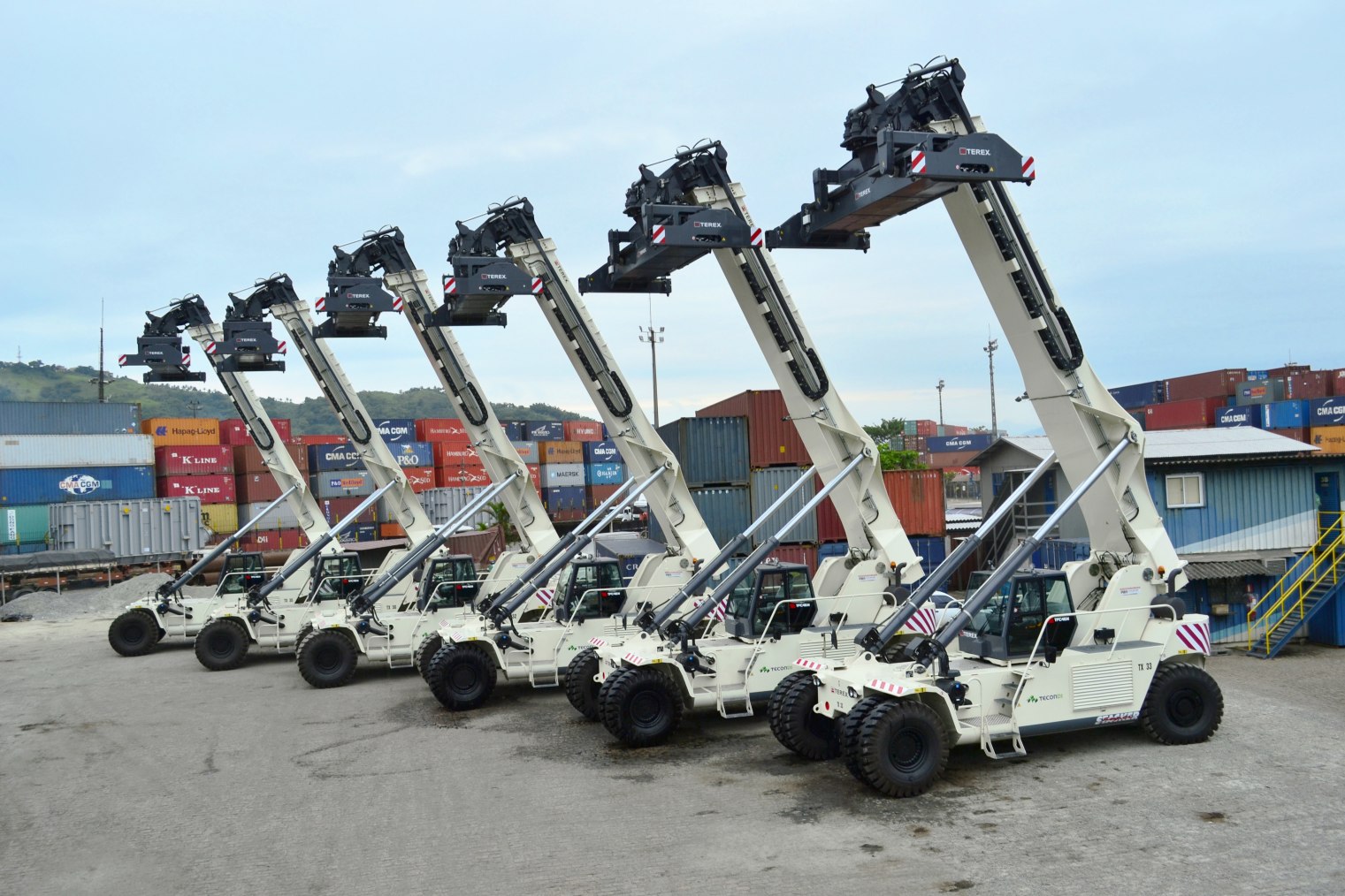 Six Reach Stackers Delivered to Port in Brazil | Lift and Hoist ...