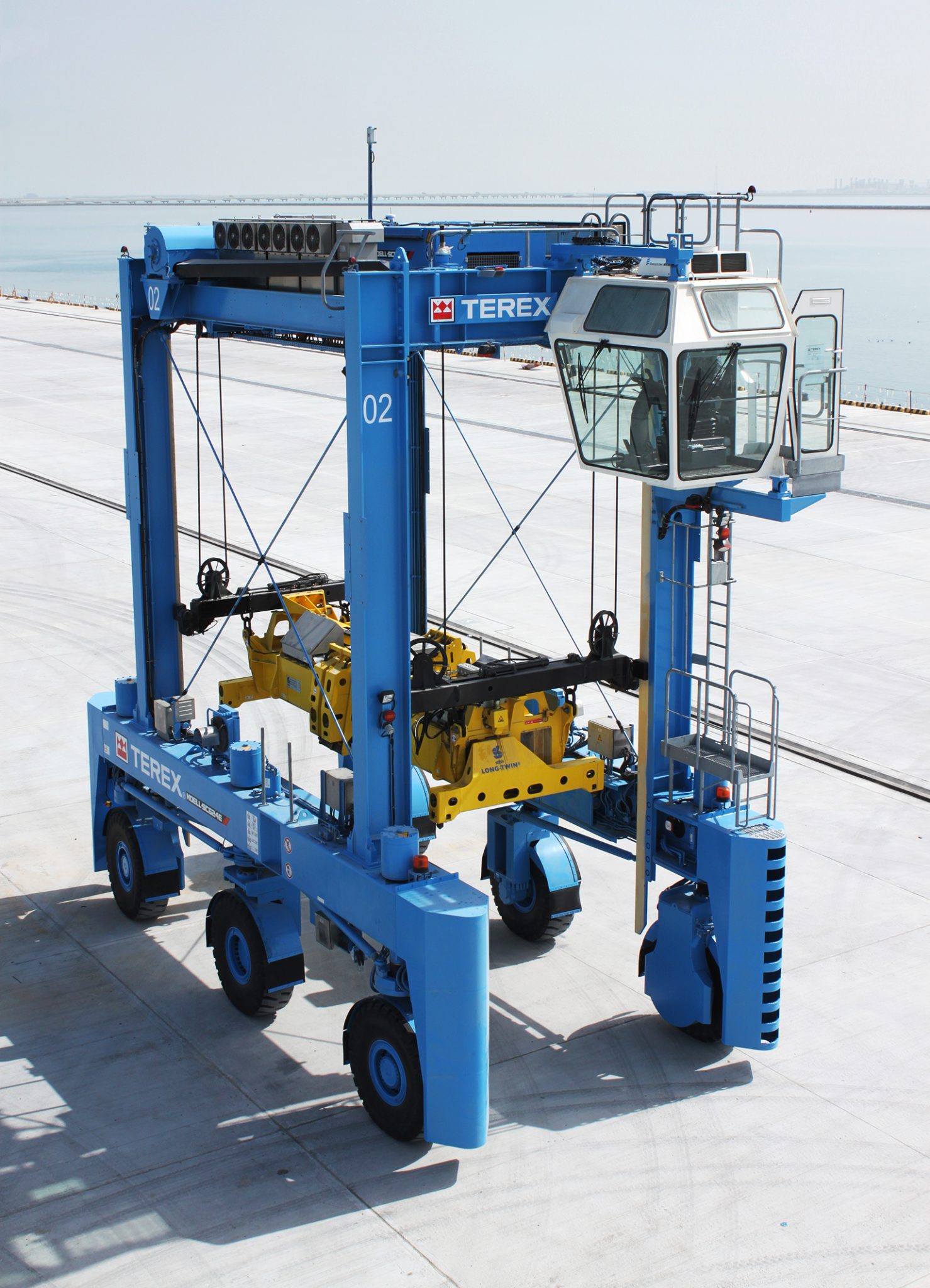 Terex to supply container carriers to U.S. port | Lift and Hoist ...