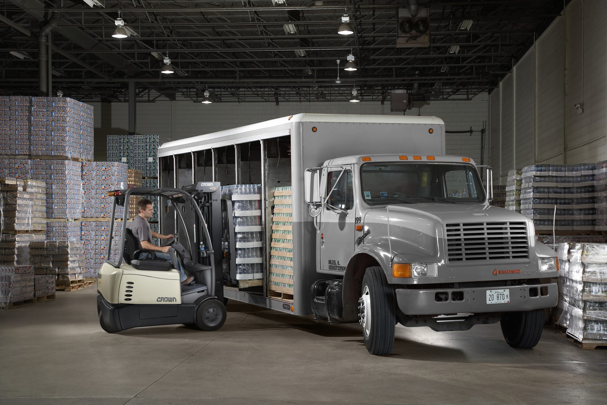 Crown Equipment Bolsters SC 5200 Series Counterbalanced Forklifts ...