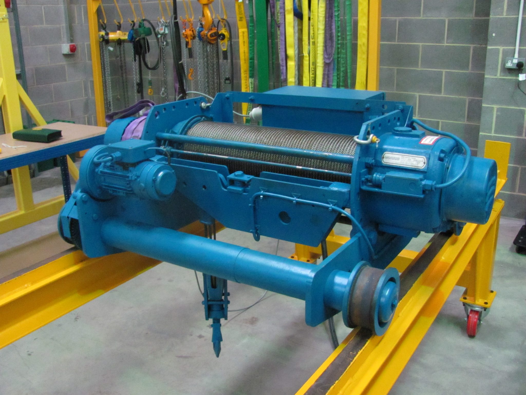 LEEA Launches One-Day Training Course for Overhead Lifting Beginners ...