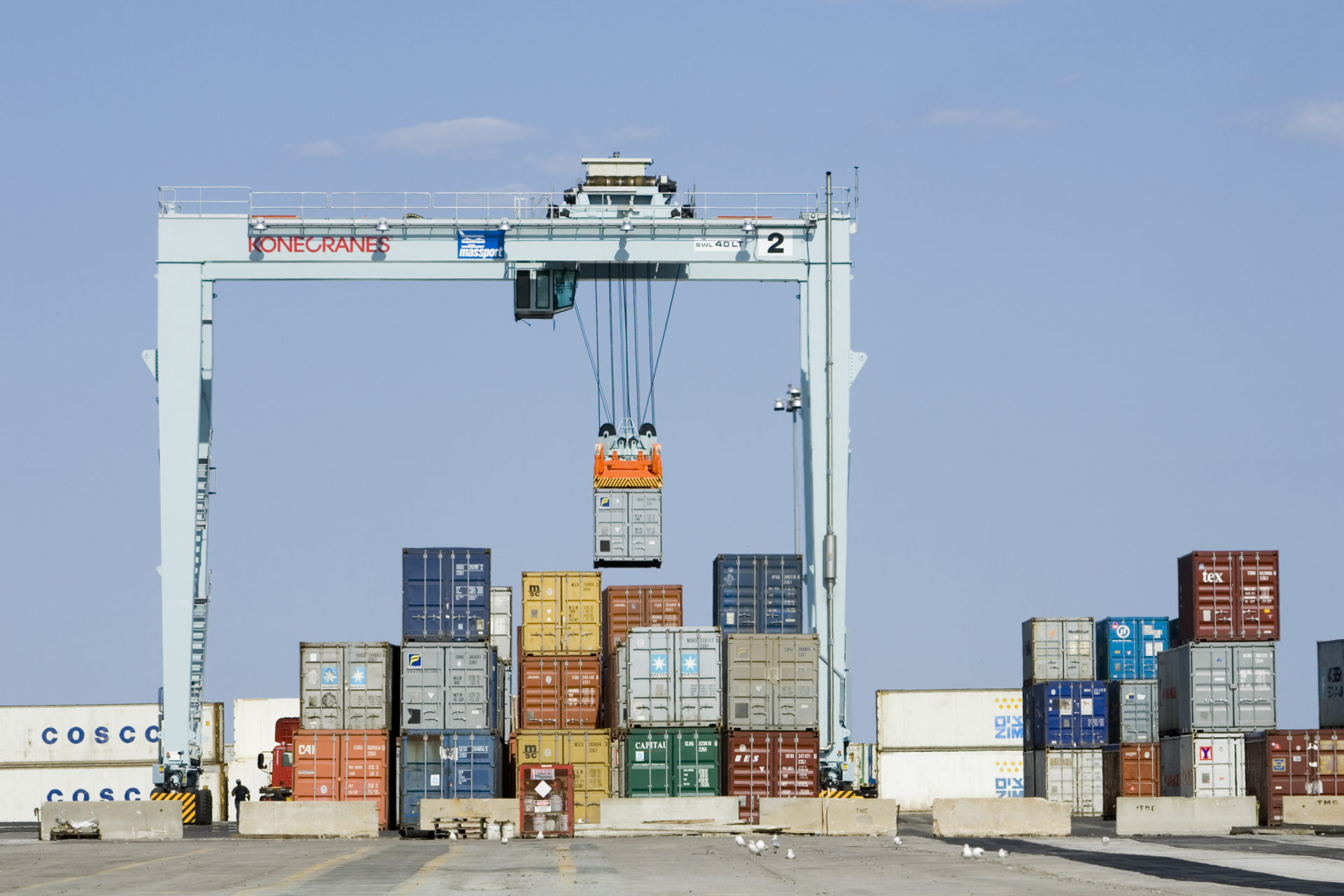 Retrofit revitalises RTGs | Lift and Hoist International | Industrial ...