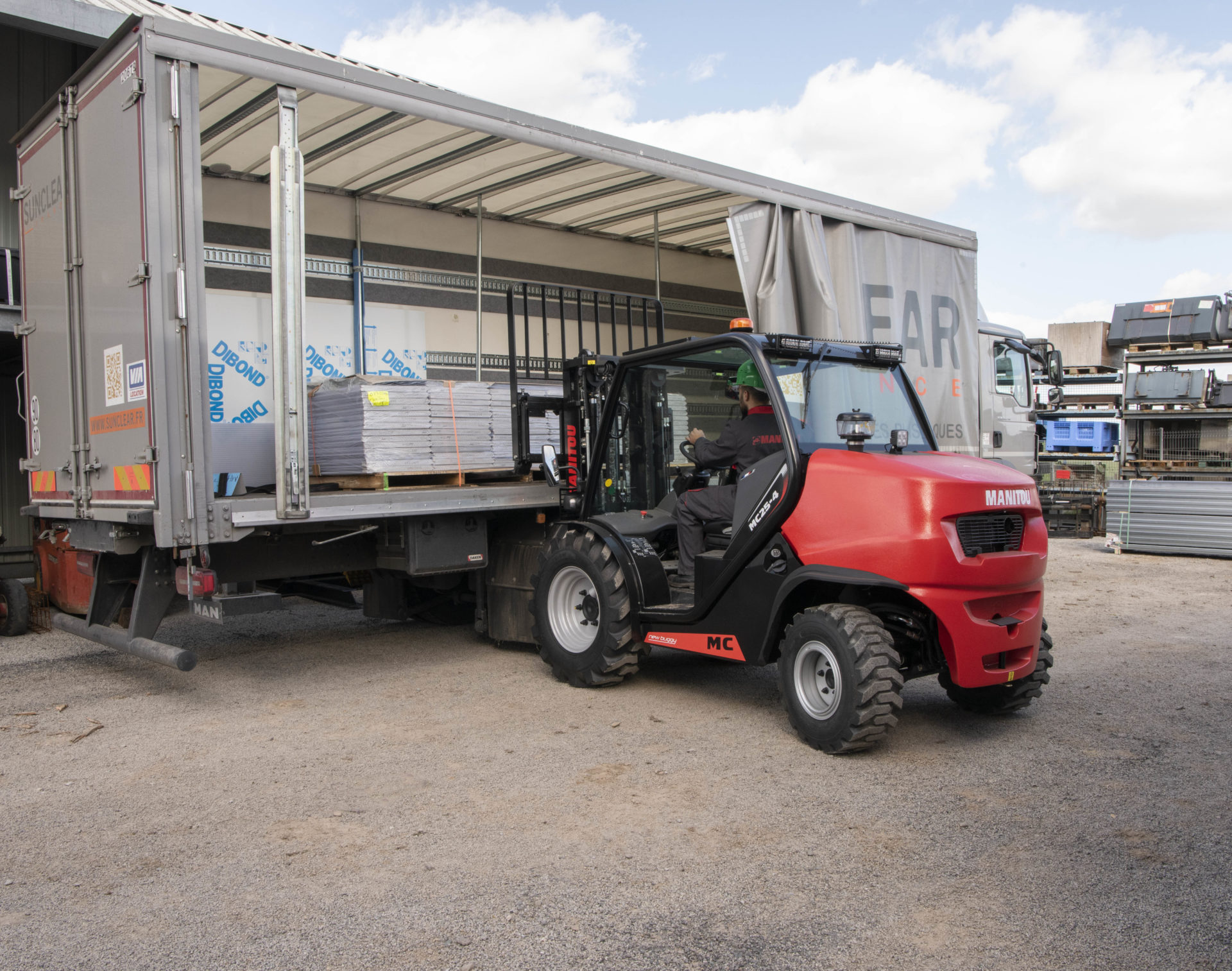New Manitou RT forklifts deliver increased efficiency in a compact size ...