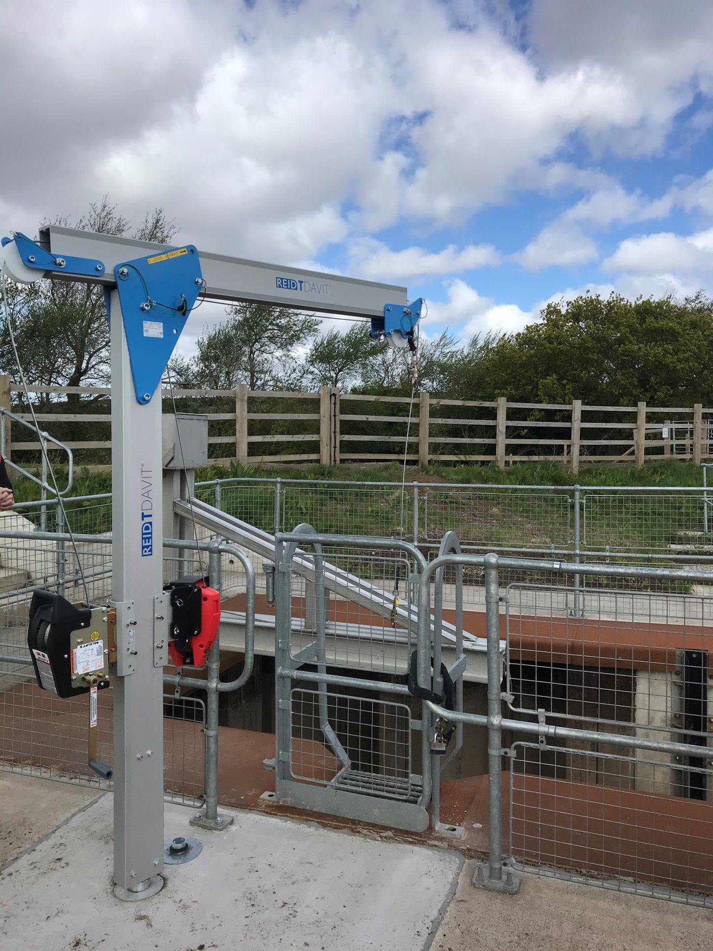 Reid lifting provides safe solution for accessing flood defences | Lift ...