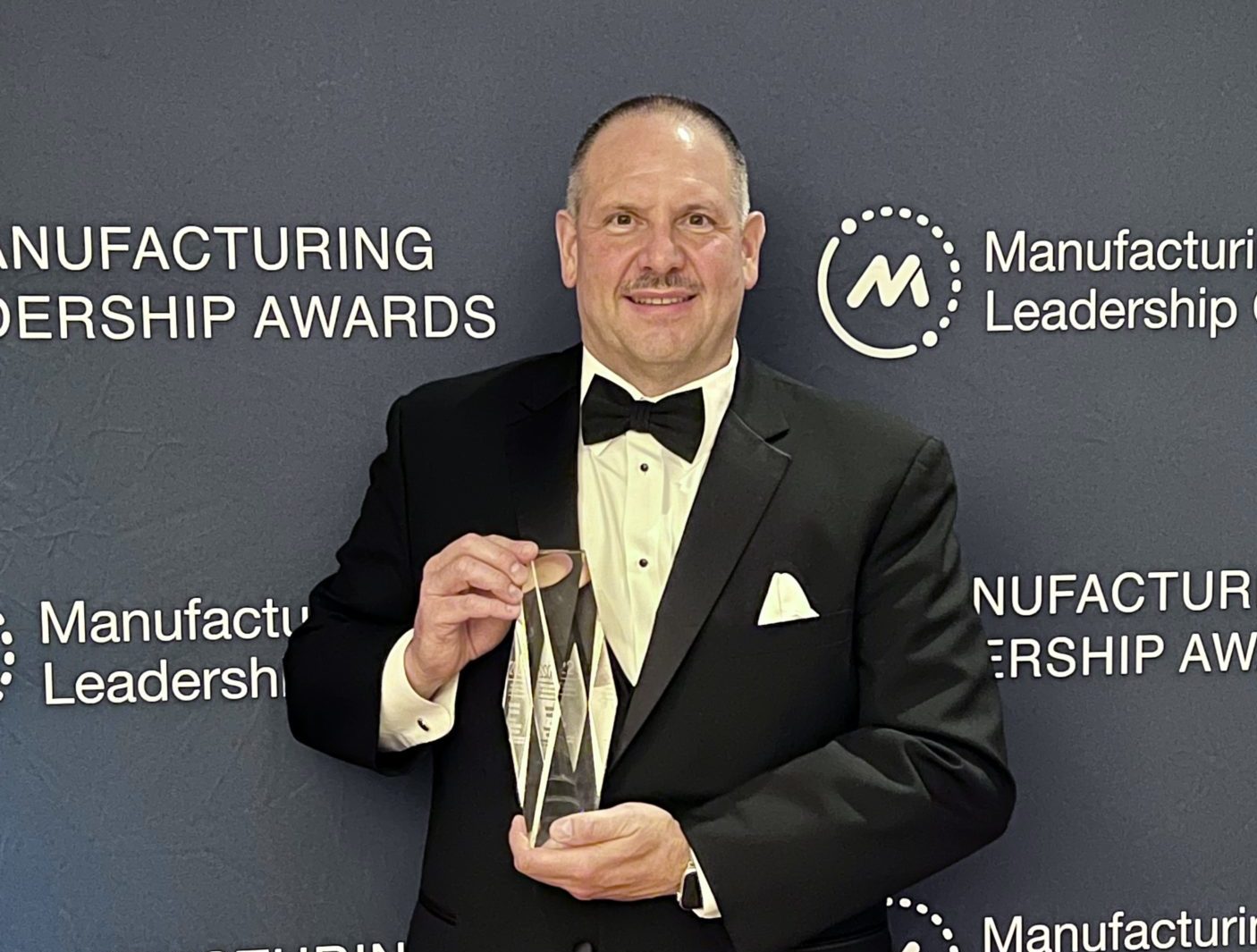 The Raymond Corporation is a Manufacturing Leadership Award 2022 winner ...