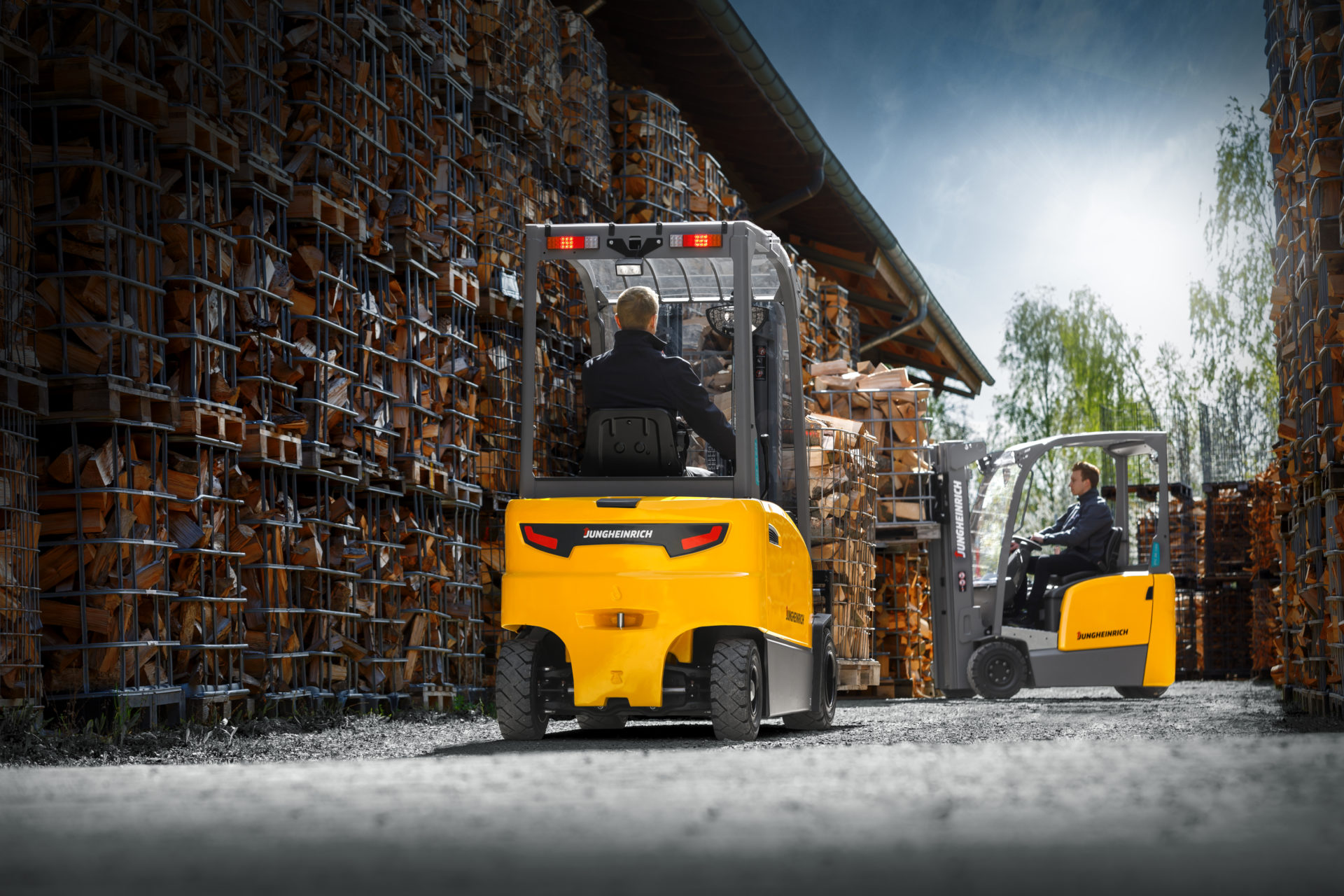 Jungheinrich launches entry-level EFG models | Lift and Hoist ...