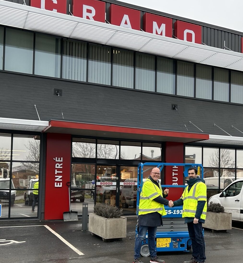 Genie delivers 181 micro scissor lifts to Cramo Group | Lift and Hoist ...