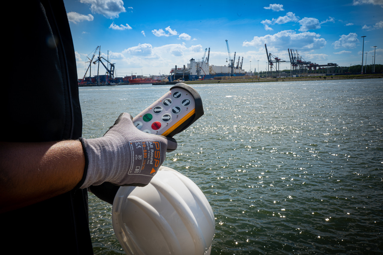 Handheld remotes for lifting applications | Lift and Hoist ...
