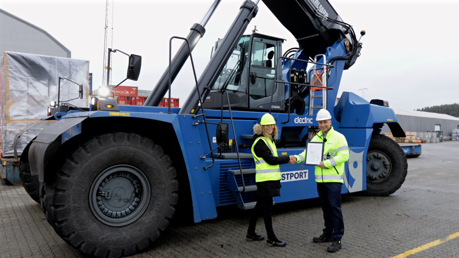 Kalmar delivers four electric reachstackers to Westport AS | Lift and ...