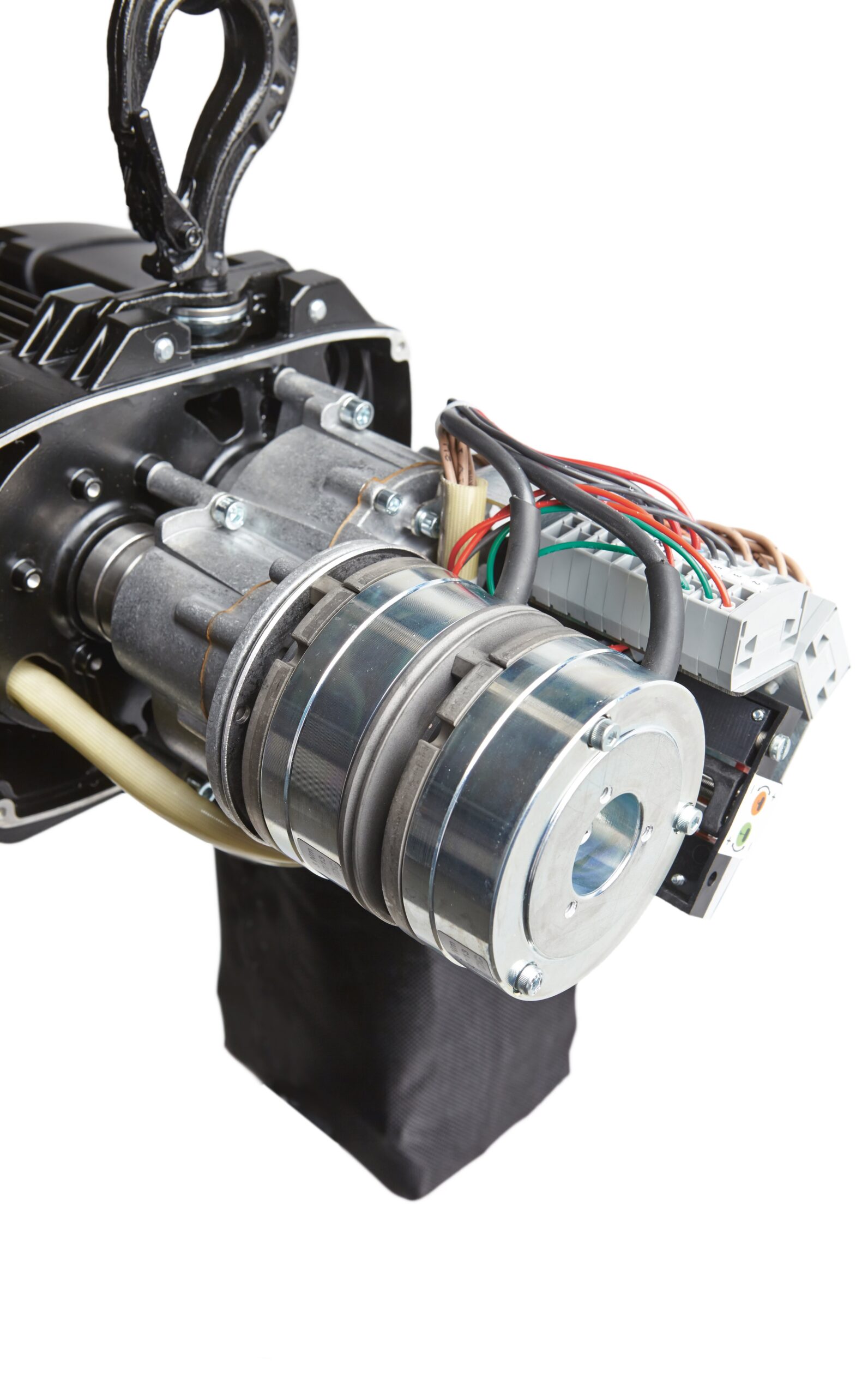 GIS expands lightweight hoist range | Lift and Hoist International ...