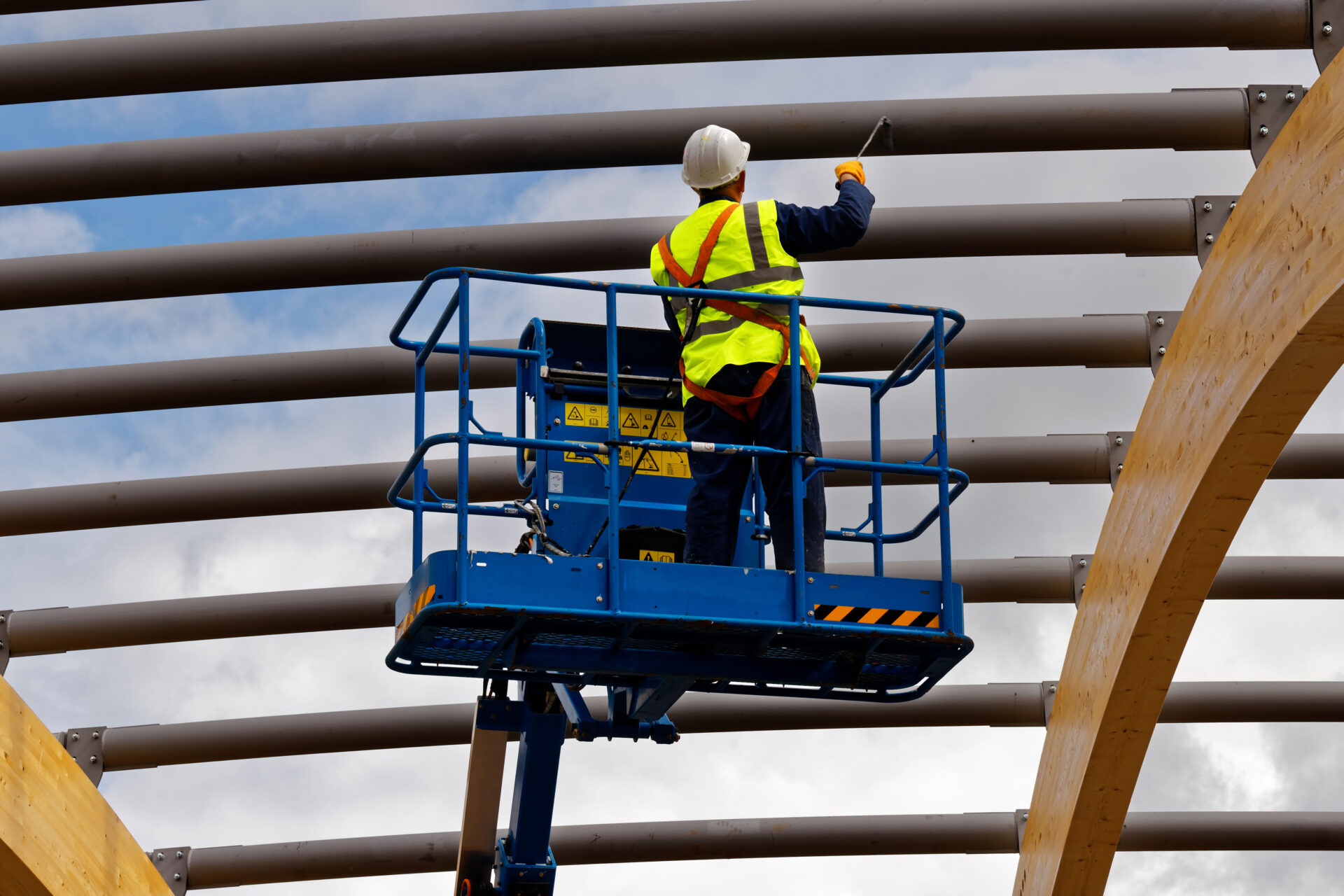 IPAF launches two new MEWP operator training options in North America ...