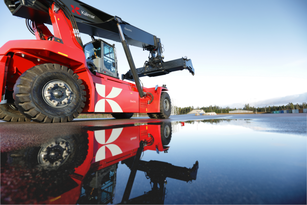 Kalmar signs a large order with Vestas Manufacturing Spain | Lift and ...