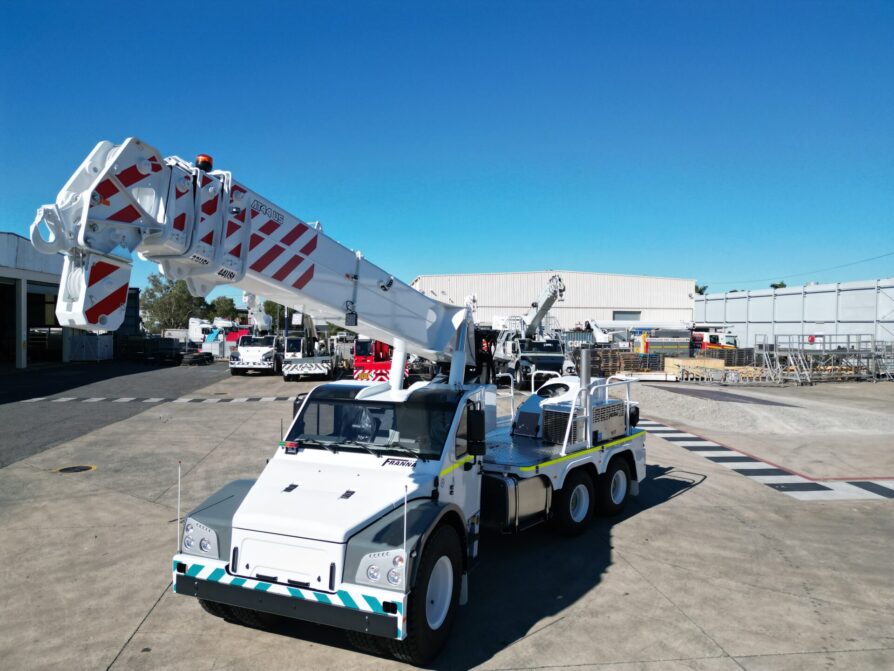Franna introduces its largest crane to North America | Lift and Hoist ...